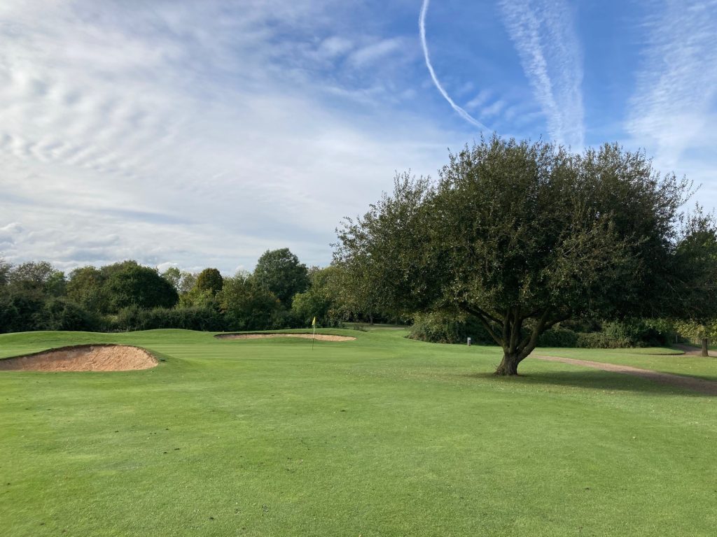 Play Golf - Horton Golf Park